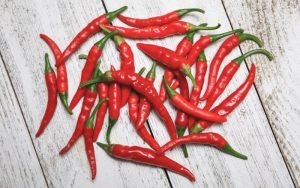 7 Best Types of Cayenne Peppers 🌶 (& How Hot They Are)